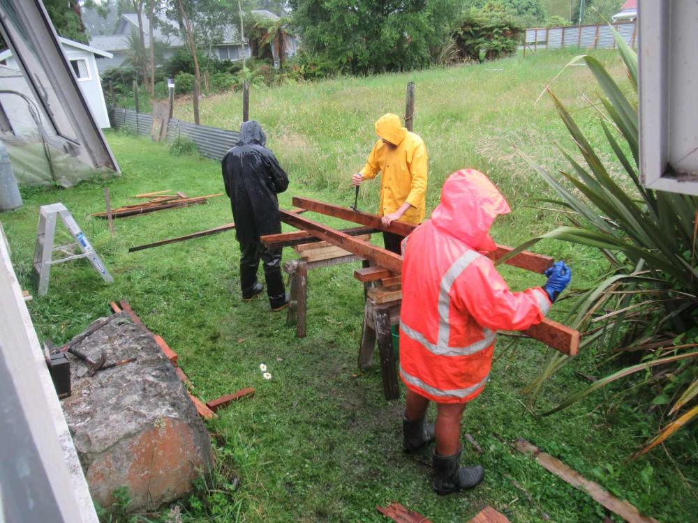 Lots of Helpers – Our family's life in New Zealand